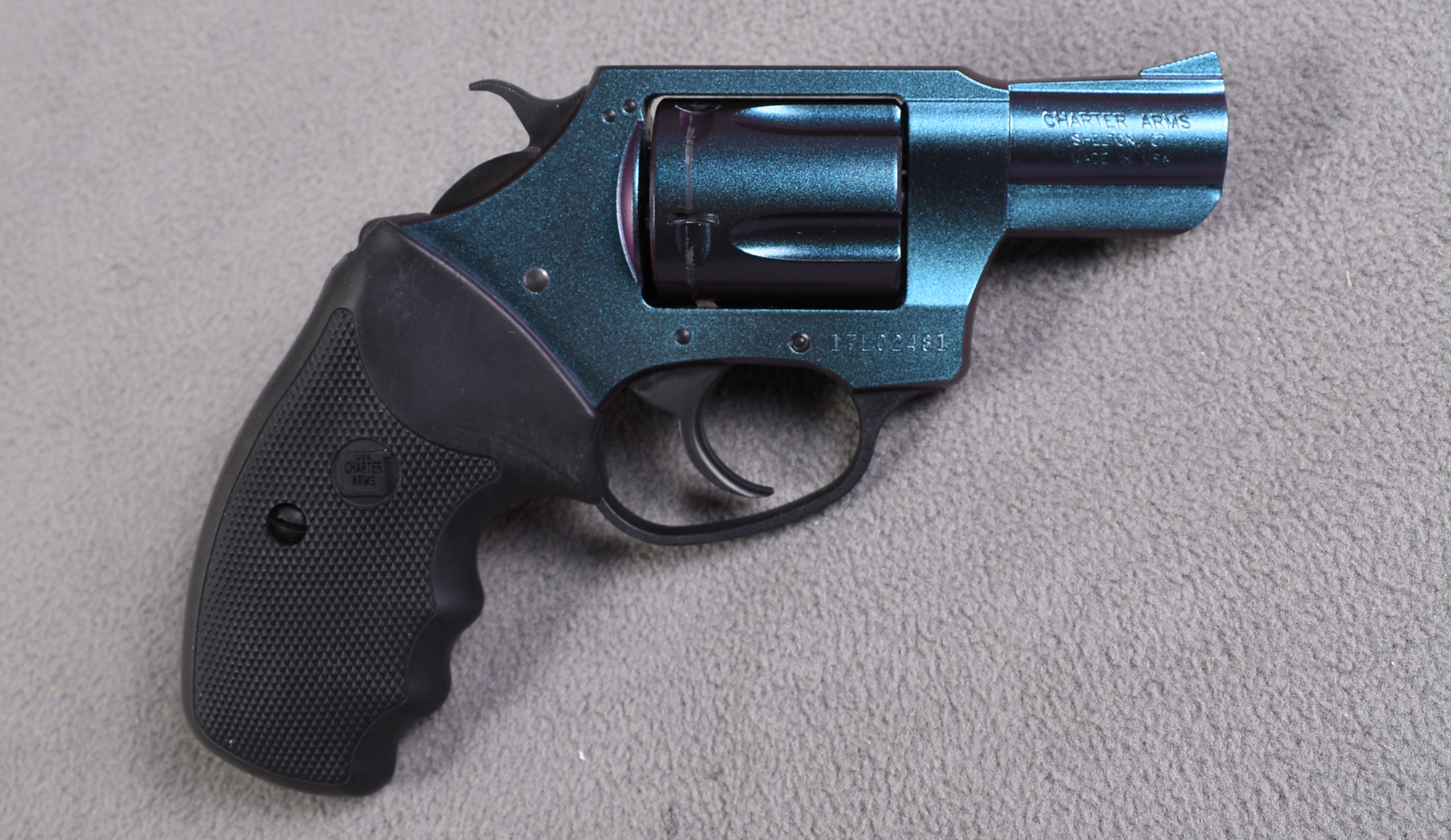 Charter Arms ~ U.C. Lite ~ .38 Special | Bass Pro Shops